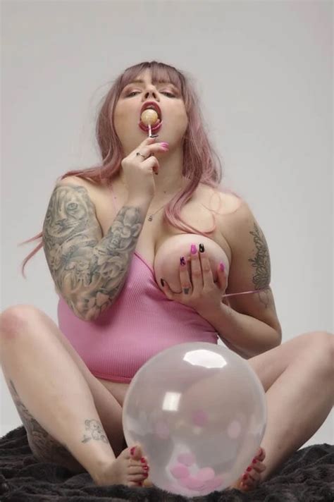 A Beautiful Busty Stepmom Inserts A Lollipop Into Her Holes And Licks It Experiencing Orgasms