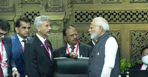 Pm Modi Holds Crisis Talks With Jaishankar Nsa Doval Amid Third Night