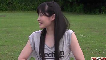 La Caliente Japonesa Yui Kasugano Juega Con Juguetes Xnxx Com