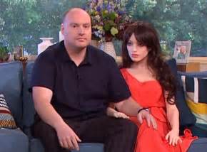 Dad Brags About Threesomes With His Wife And Their Sex Robot Who Also