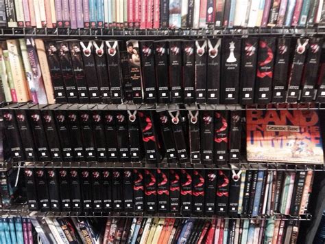 Expanding Round Table R S