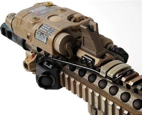 Unity Tactical Hot Button Rail Mount Lamp Switches And Remotes Varuste Net English