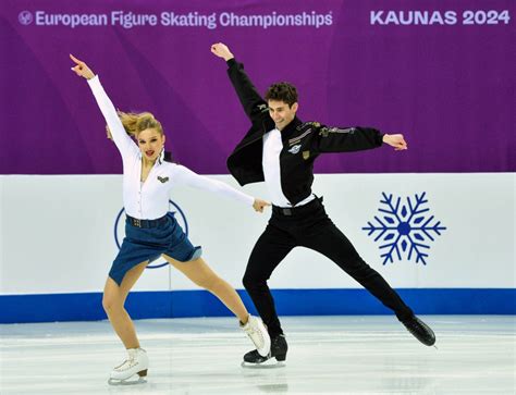Sofía Val And Asaf Kazimov Acaban Vigesimoterceros En Su Primer Europeo Hielo EspaÑol
