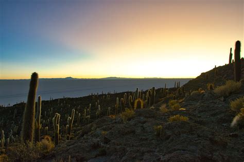 Salar De Uyuni Bolivia About Momentum Travel Hike