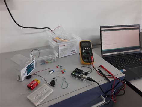 laboratorio di fisica e scienze naturali liceo virgilio redi lecce