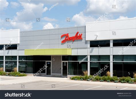 2 Danfoss Canada 图片、库存照片和矢量图 Shutterstock
