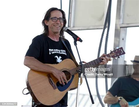 17 Ralph Covert Photos And High Res Pictures Getty Images