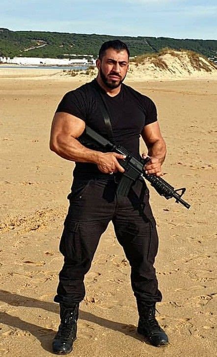 Pin En Hombres Fuertes