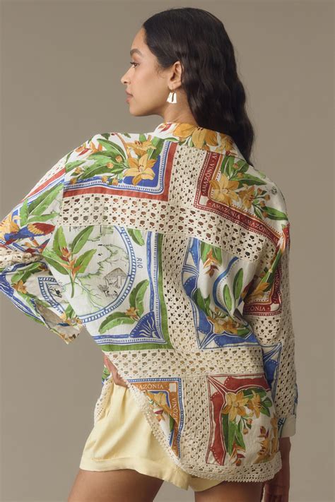 Farm Rio 트로피컬 데스티네이션 리넨 크로셰 셔츠 앤트로폴로지 한국 공식 스토어 유니크한 여성 패션 및 라이프스타일