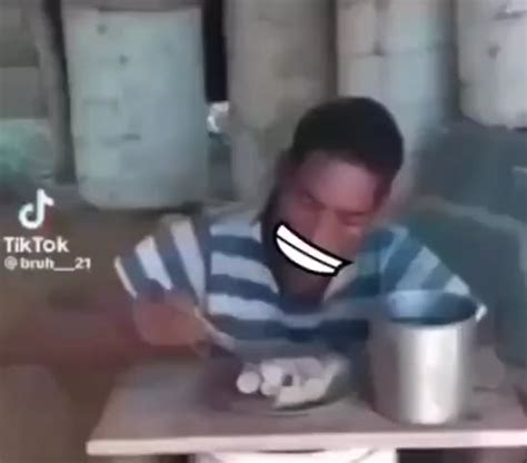 Yoyle Cake R Dkchillfang