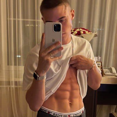 Droll Guy On Twitter Online On Chaturbate Droll Guy Https T Co BMfPImIkq Instagram Solo