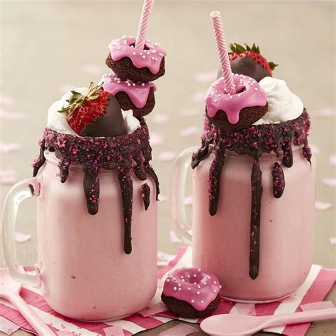 Chocolate Covered Strawberry Milkshakes Milkshake Recipe Strawberry