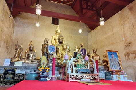 โบสถ์มหาอุตม์ วัดปราสาท จังหวัดนนทบุรี สวยงามตามอายุ 400 กว่าปี ตลาด