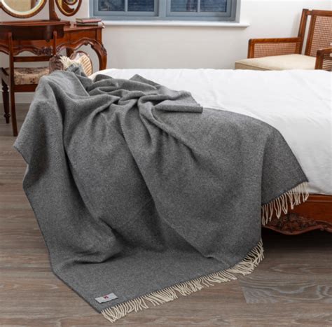 Bedroom Throws Multiple Colours Temple Bar Trading Company