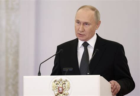 Russie Vladimir Poutine Annonce Sa Candidature La Pr Sidentielle De Mars