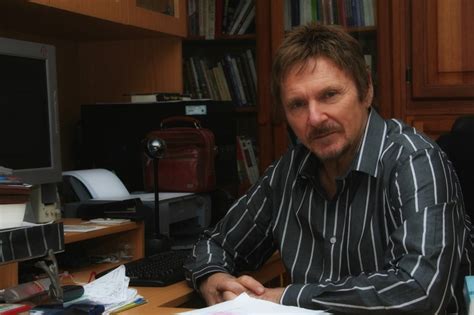 Ever Wondered Why Some People Get Rich Easily Dr Kobus Neethling Explains