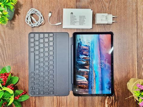 Huawei Matepad Wifi Review Big Screen Midrange Price And Compact Size Hitech Century