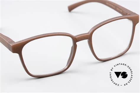 Glasses Götti Bionic Bora Less Is More Frame Design