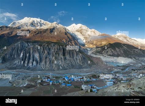 View Of Manang Valley And Annapurna Mountains Range Annapurna Circuit