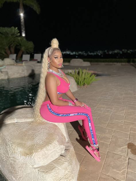 Nicki Minajs Feet