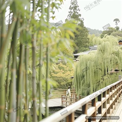 Ai创作图日式庭院桥梁 日式庭院树木 长廊屋顶大片翠竹 别墅区竹子 竹子京都 廊外垂柳 小桥流水柳树垂柳 青竹子木栈道 竹林素材翡翠长廊 日式园林景观 日式园林拱桥 庭院竹林竹子素材 庭院竹子