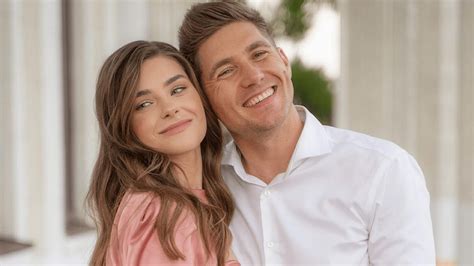 Остапчук показав як його привітала з днем народження дружина Полтавська Читайте на Ukr Net