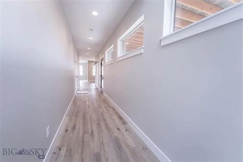 752 Rogers Way Bozeman Mt 59718 ®