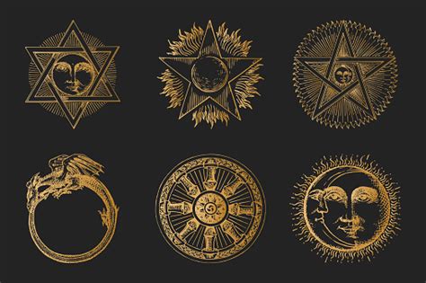 프리메이슨과 신비한 상징 그려진 스케치 인그레이빙 스타일로 벡터 일러스트레이션 집합입니다 비과및 신비표지판의 빈티지 파스티치 우로보로스에 대한 스톡 벡터 아트 및 기타