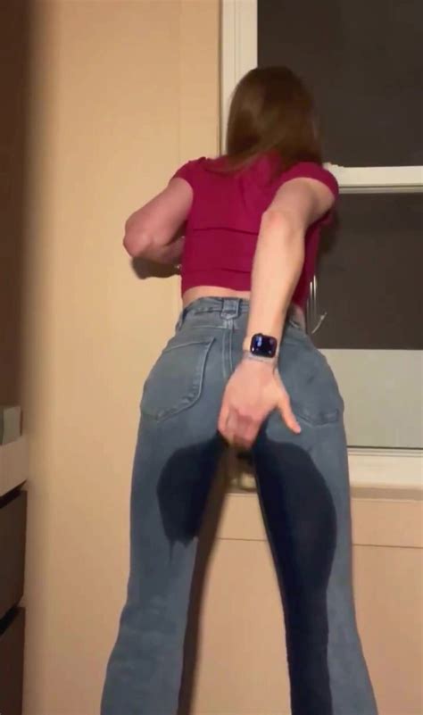 Pee Pants Masturbation