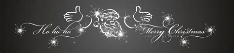 호 호 호 메리 크리스마스와 새해 복 많이 받으세요 2024 아름다운 백색광 우아한 브러시 스크립트 서예 타이포그래피 반짝임 스타 더스트 산타 클로스 크리스마스 검은 배경