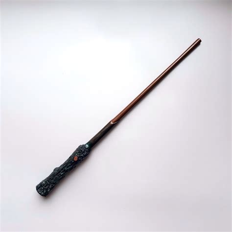 Волшебная палочка из Гарри Поттера стреляющая огнем купить по доступным ценам в интернет