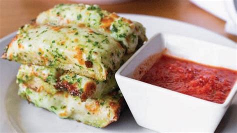 Emmy Squared Pizza Hells Kitchen New York New York United States