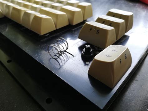Cleaning The Commodore 64 Keyboard Dreamcast Nu