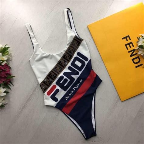 В НАЛИЧИИ В МОСКВЕ🖤Стильный купальник из коллекции Fendi выполнен из ...
