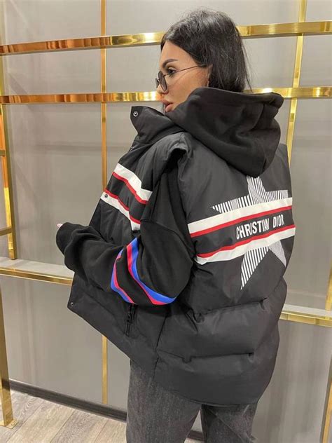 Жилетка в стилі Dior — ціна 3900 грн у каталозі Жилетки Купити жіночі речі за доступною ціною на