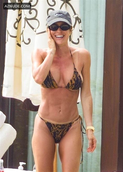 Kristin Cavallari Sexy Spotted Showing Off Her Toned Body Wearing A