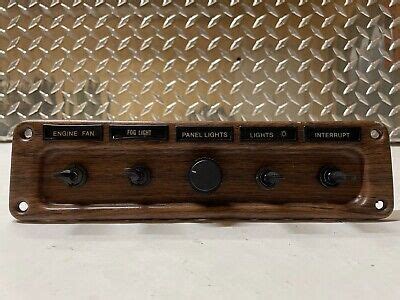 Freightliner Classic Xl Switch Panel Dash Panel Used 7495 Ebay