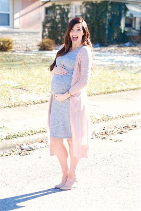 Annie Lynns Favorite Things 37 Week Bumpdate