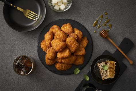 Cj제일제당 고메 소바바치킨 출시 두 달 만에 100억 매출독자기술로 차별화