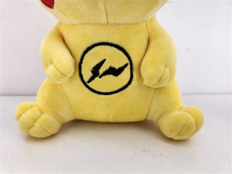 Pikachu Thunderbolt Sprite Pikachu Use Thunderbolt Grasshopper