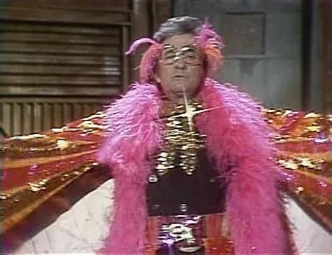 Classic Snl Review April 17 1982 Johnny Cash Elton John S07e17
