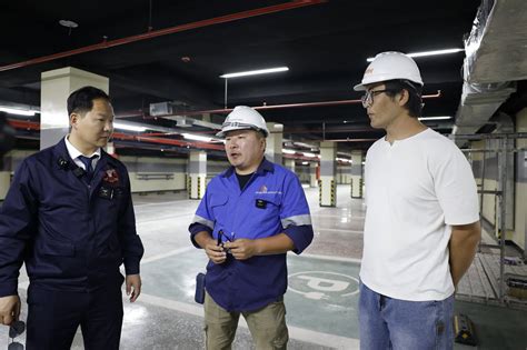 Урт цагаан цэцэрлэгт хүрээлэнгийн далд зогсоол болон тохижилтын ажлын нийт явц 82 хувьтай