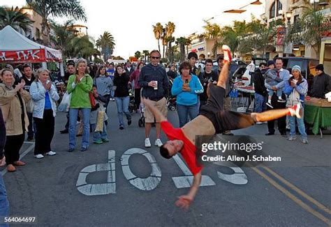 B Boying Dance Photos And Premium High Res Pictures Getty Images