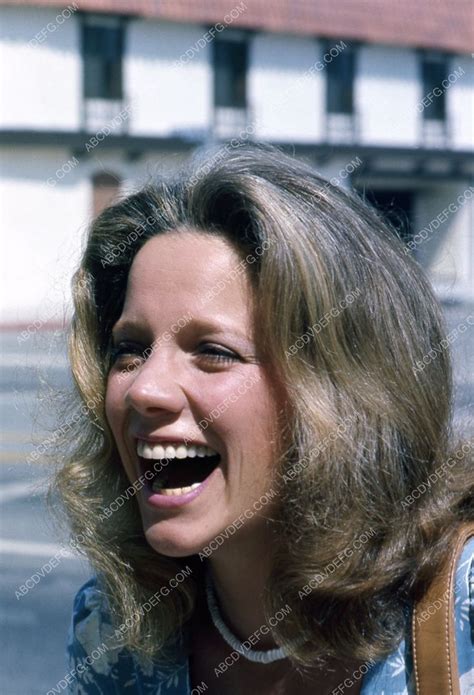 Beautiful Gretchen Corbett Pic 35m 2279 How To Run Longer Married
