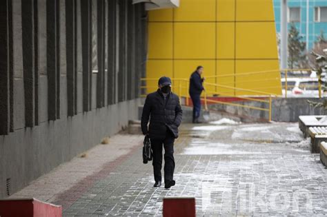 ФОТО Хөгжлийн Банкны гэх хэргийн шүүх хуралдааны эргэн тойронд