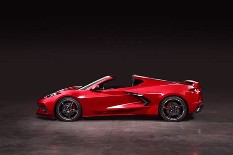 2020 Corvette Offers Three Types Of Roof Panels Gm Authority
