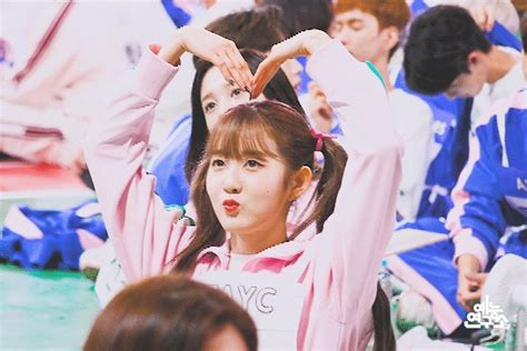 STAYC 스테이씨 on Twitter RT MBC entertain ISAC Behind Film Teaser 시은 𝑰𝑺𝑨𝑪 𝑩𝒆𝒉𝒊𝒏𝒅 𝑭𝒊𝒍𝒎