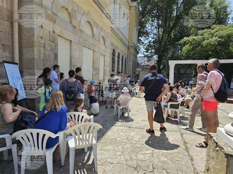 С образователни ателиета и интерактивни игри в музея в Русе деца научиха повече за лешоядите Утро