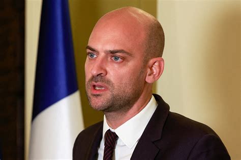 Глава МИД Франции посетит Украину