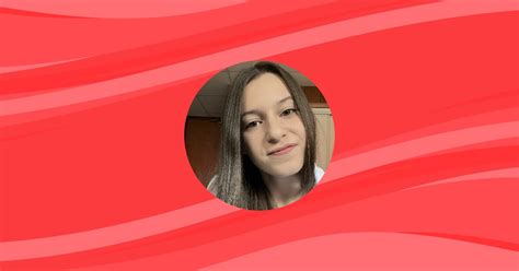 “Лекторите в Softuni Digital ми дадоха добра основа с много реални примери от своята